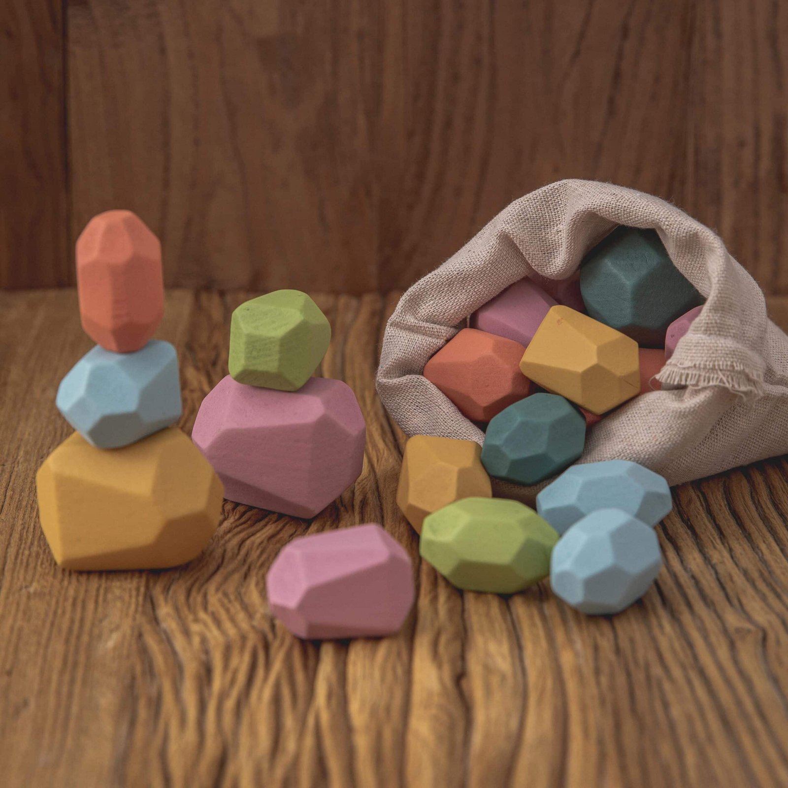 Pierres Colorées à Empiler – Jeu Empilement En Bois - Generation Montessori